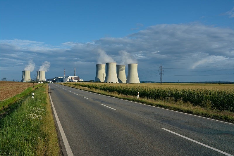 UK aims to source 25% of power from nuclear plants by 2050