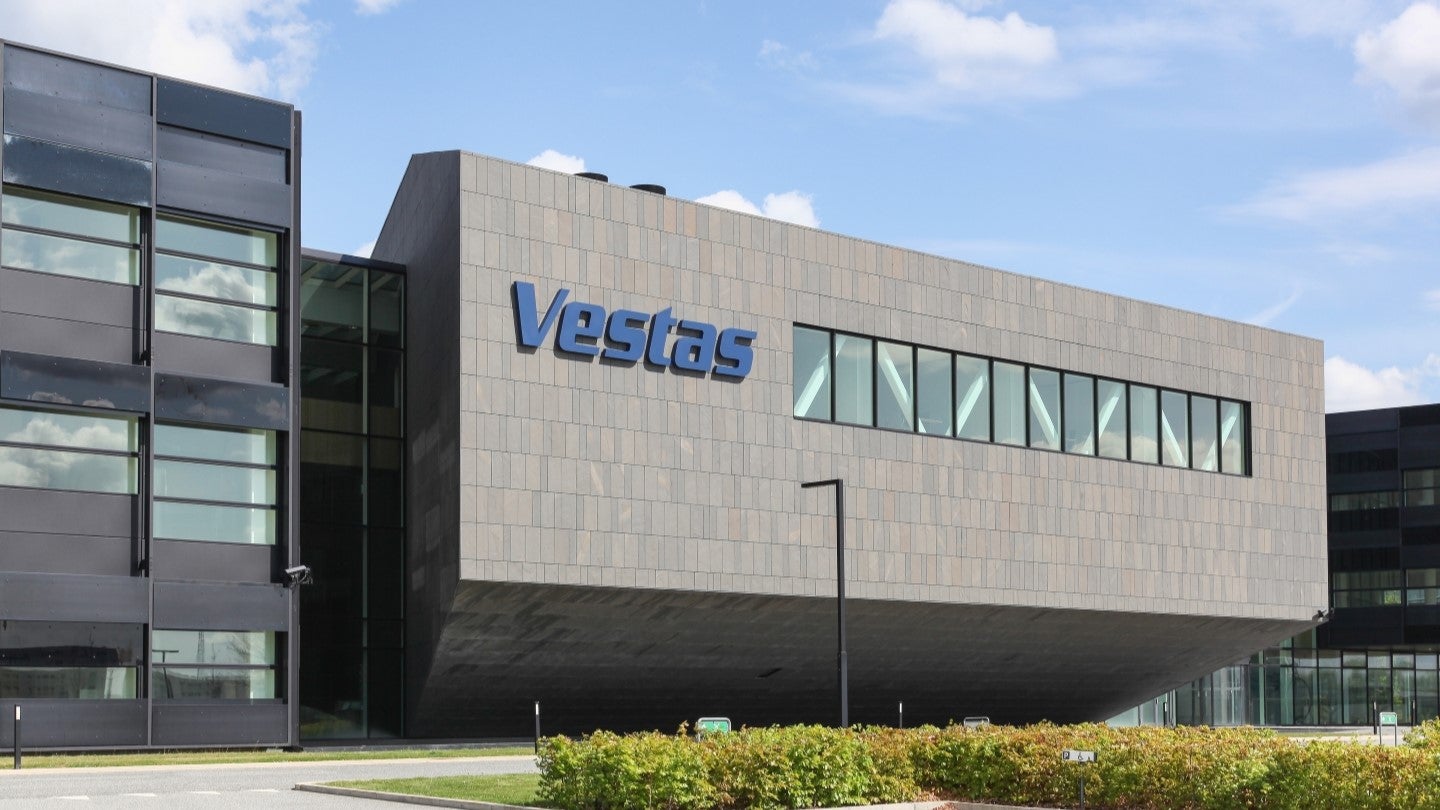 Vestas to merge technology, production and supply chain divisions