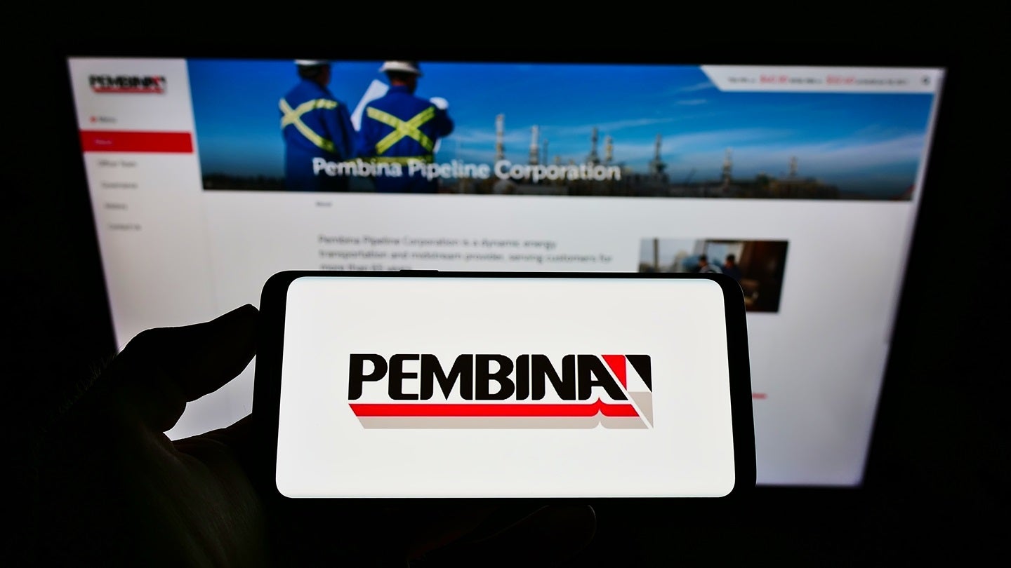 Pembina Pipeline invests in Alberta gas-fired power plant